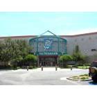 Temecula, CA : Side entrance to the Temecula Promenade Mall - Largest ...